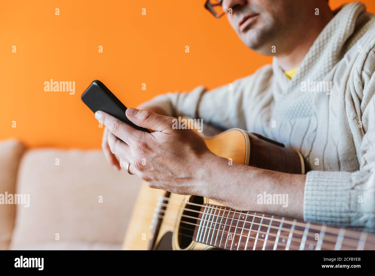 Musician technology hi-res stock photography and images - Alamy