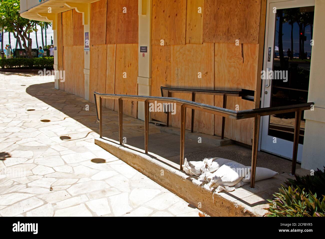Hurricane preparedness windows hi-res stock photography and images - Alamy