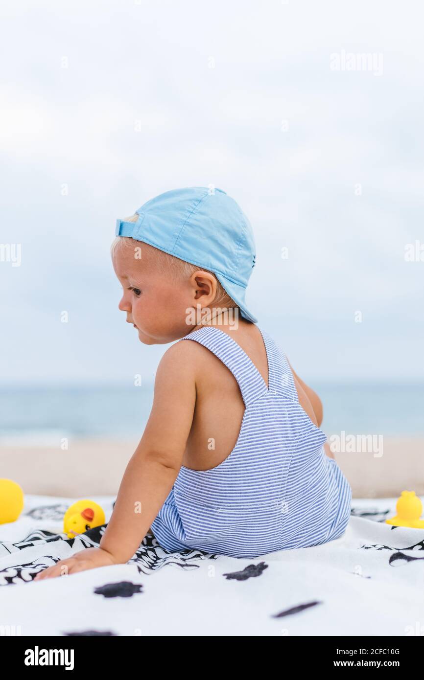 Rubber ducks sea hi-res stock photography and images - Alamy