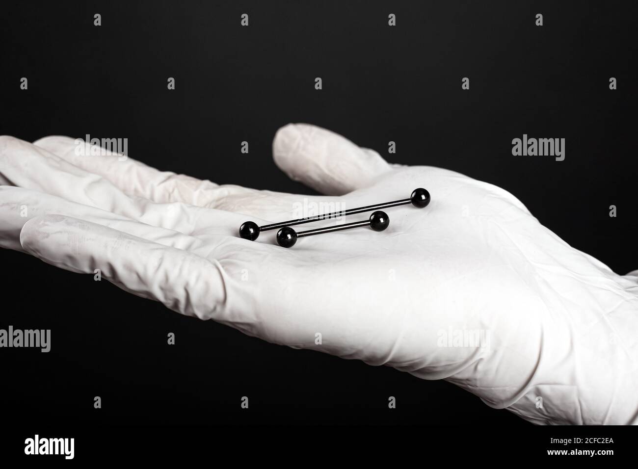 Pierced navel hi-res stock photography and images - Alamy