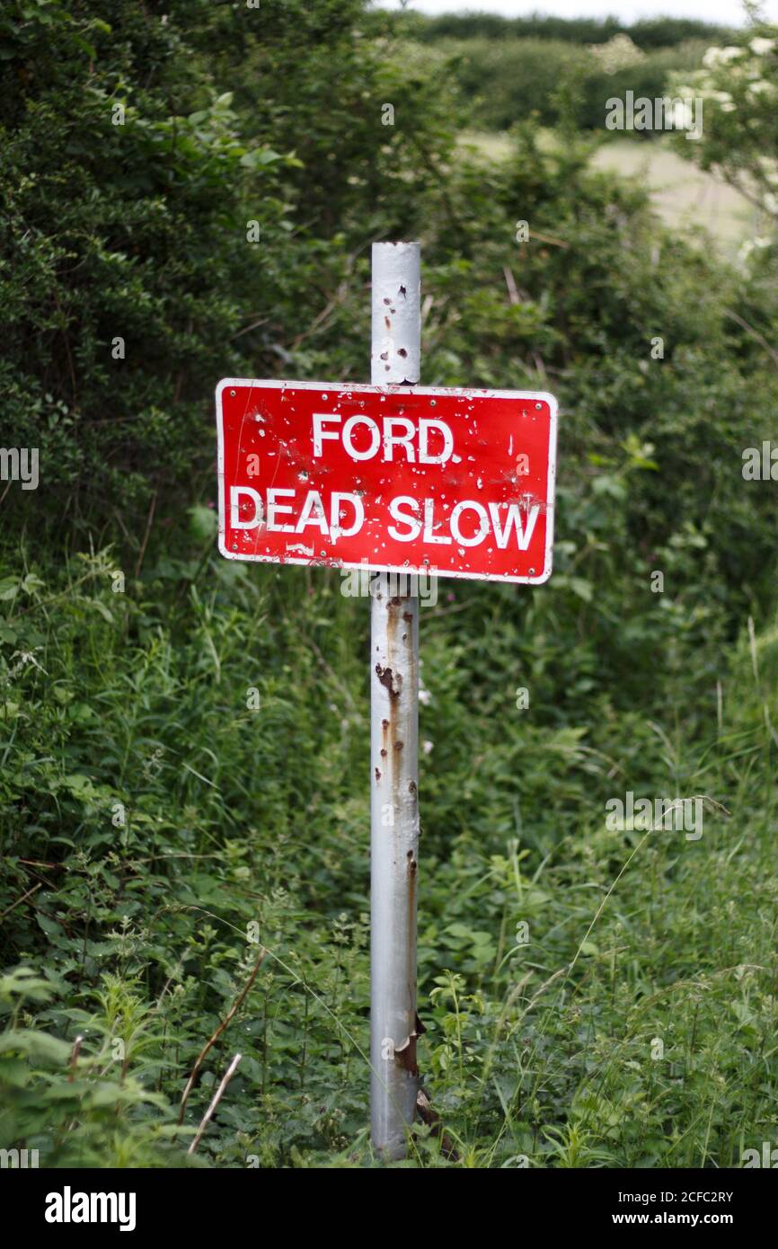 Dead Slow Sign High Resolution Stock Photography and Images - Alamy
