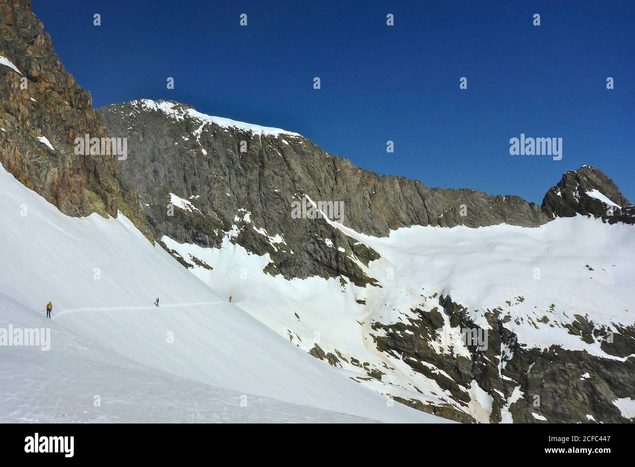 Pico de aneto hi-res stock photography and images - Alamy