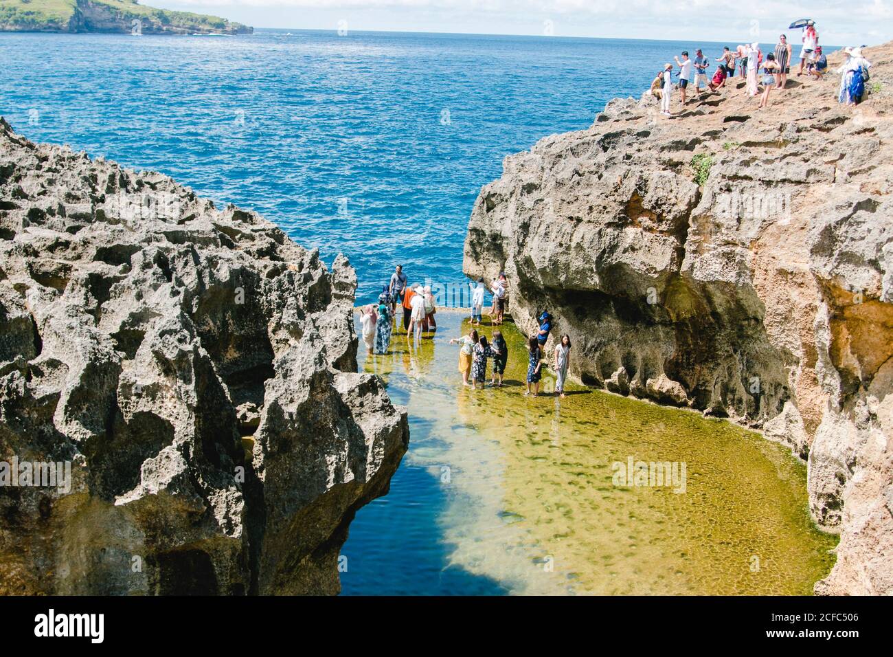 Tourism Infinity Pool Angels Billabong Nusa Penida Indonesia Bali Stock ...