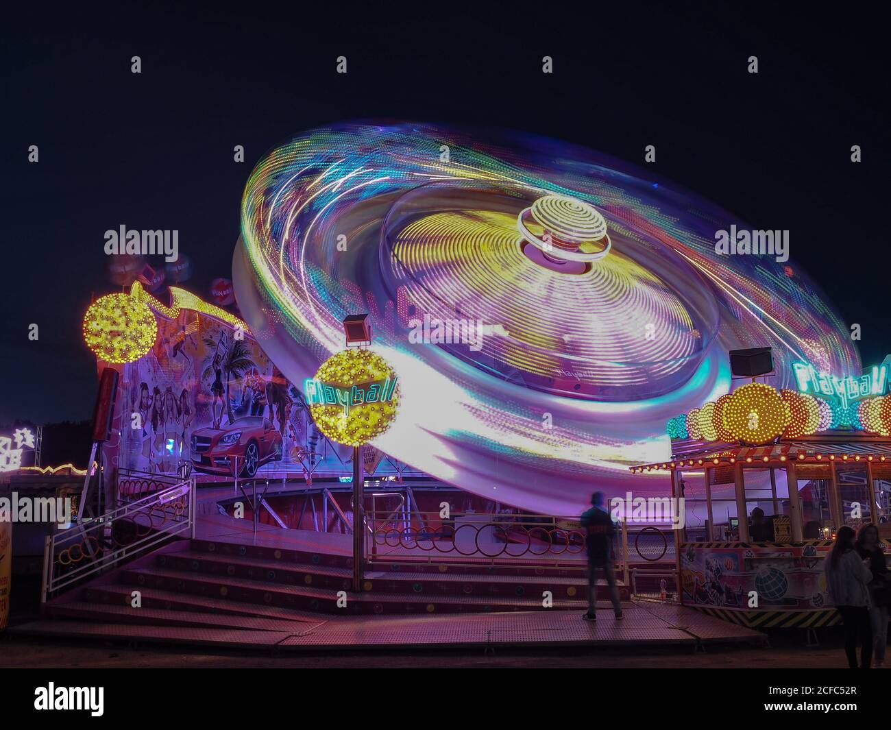 Berlin, Germany. 31st Dec, 2018. The cars on this ride at the 1st ...