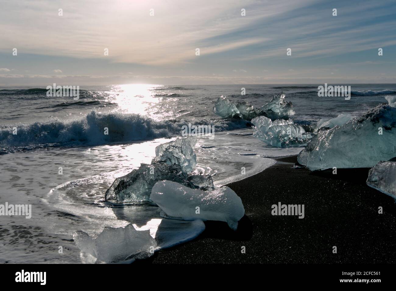 Diamond Beach Island ice floes and huge sunrise ice crystals Stock ...