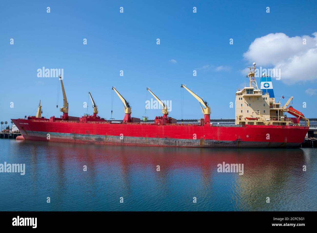 Reefer ship hi-res stock photography and images - Alamy