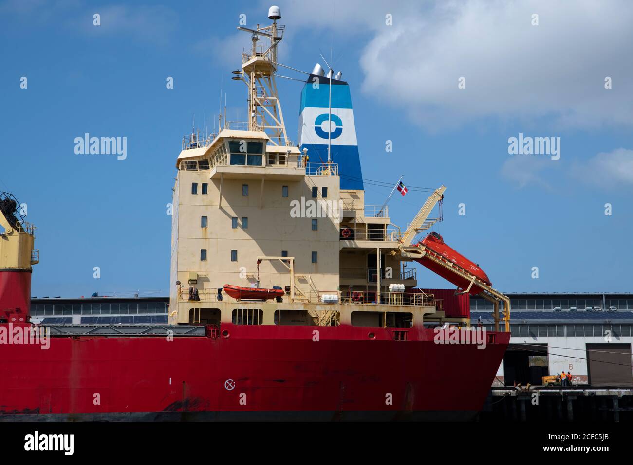 2020: Port of Los Angeles California USA. Cargo ship Knud Reefer, a ...