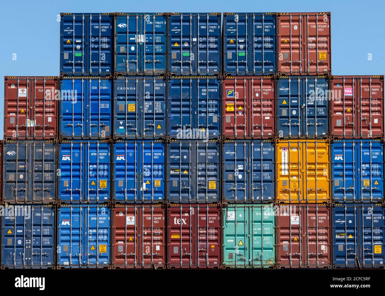 Ports of los angeles long beach hi-res stock photography and images - Alamy