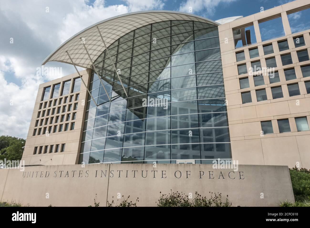 Peacebuilding hi-res stock photography and images - Alamy