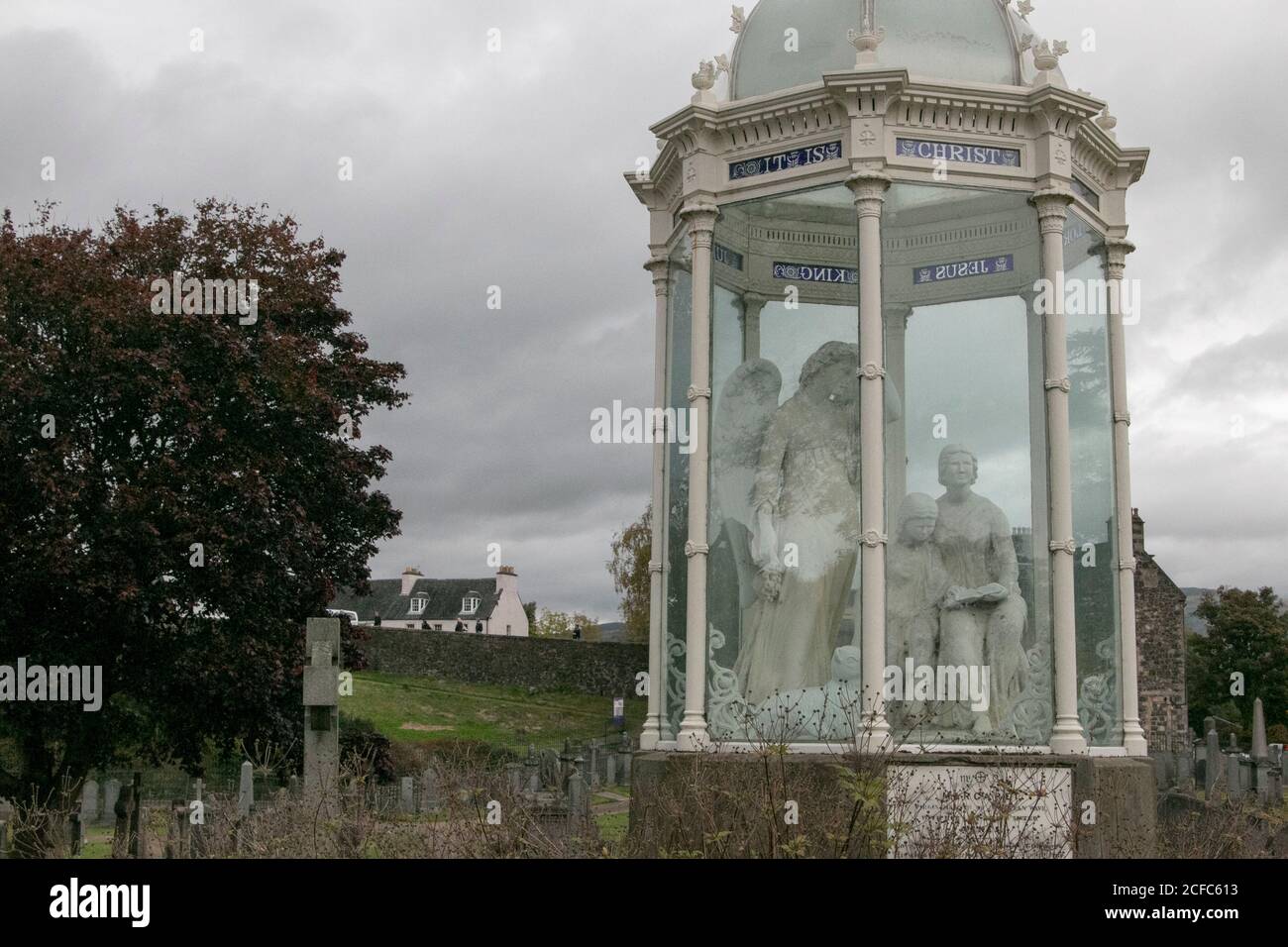 Stirling cemetery hi-res stock photography and images - Alamy