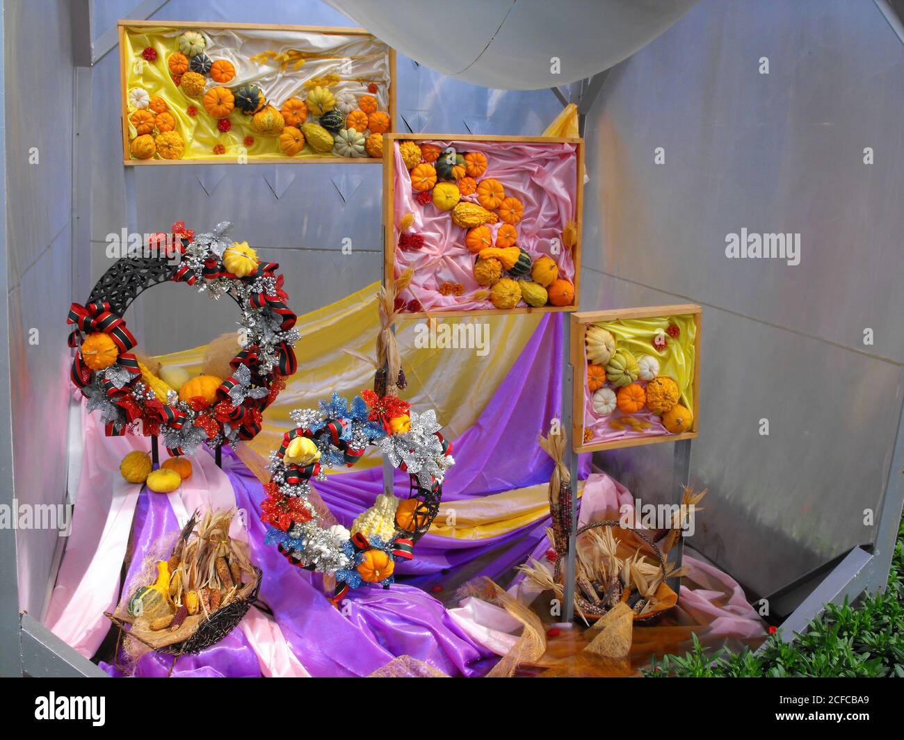 Taipei botanical garden greenhouse hi-res stock photography and images ...