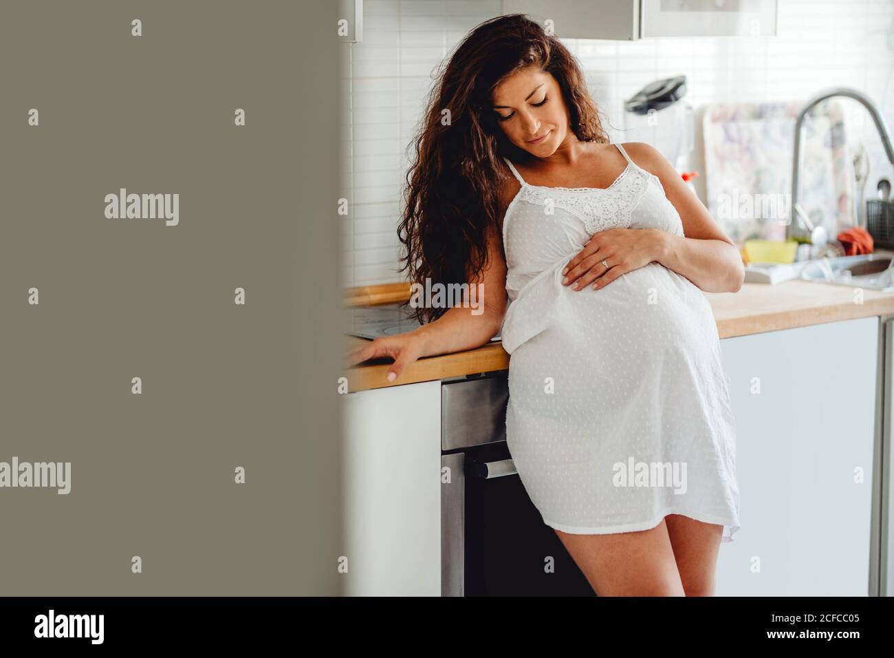 Relaxed pregnant female person hi-res stock photography and images - Alamy