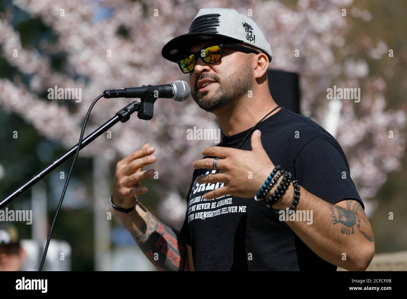 Joey gibson hi-res stock photography and images - Alamy