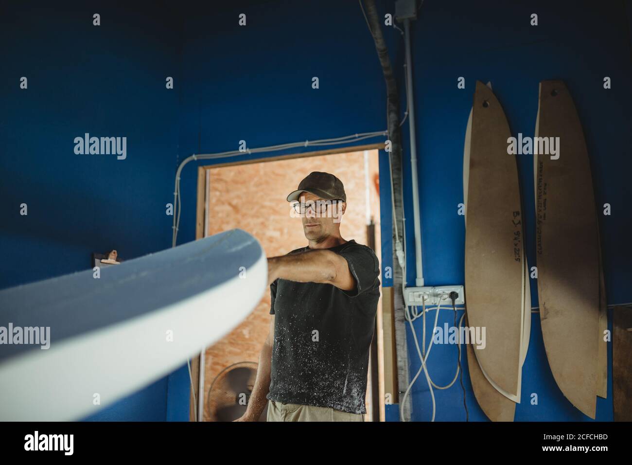 Surfboard making hi-res stock photography and images - Alamy