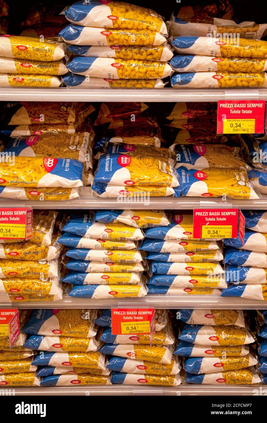 Supermarket packaging offers hi-res stock photography and images - Alamy
