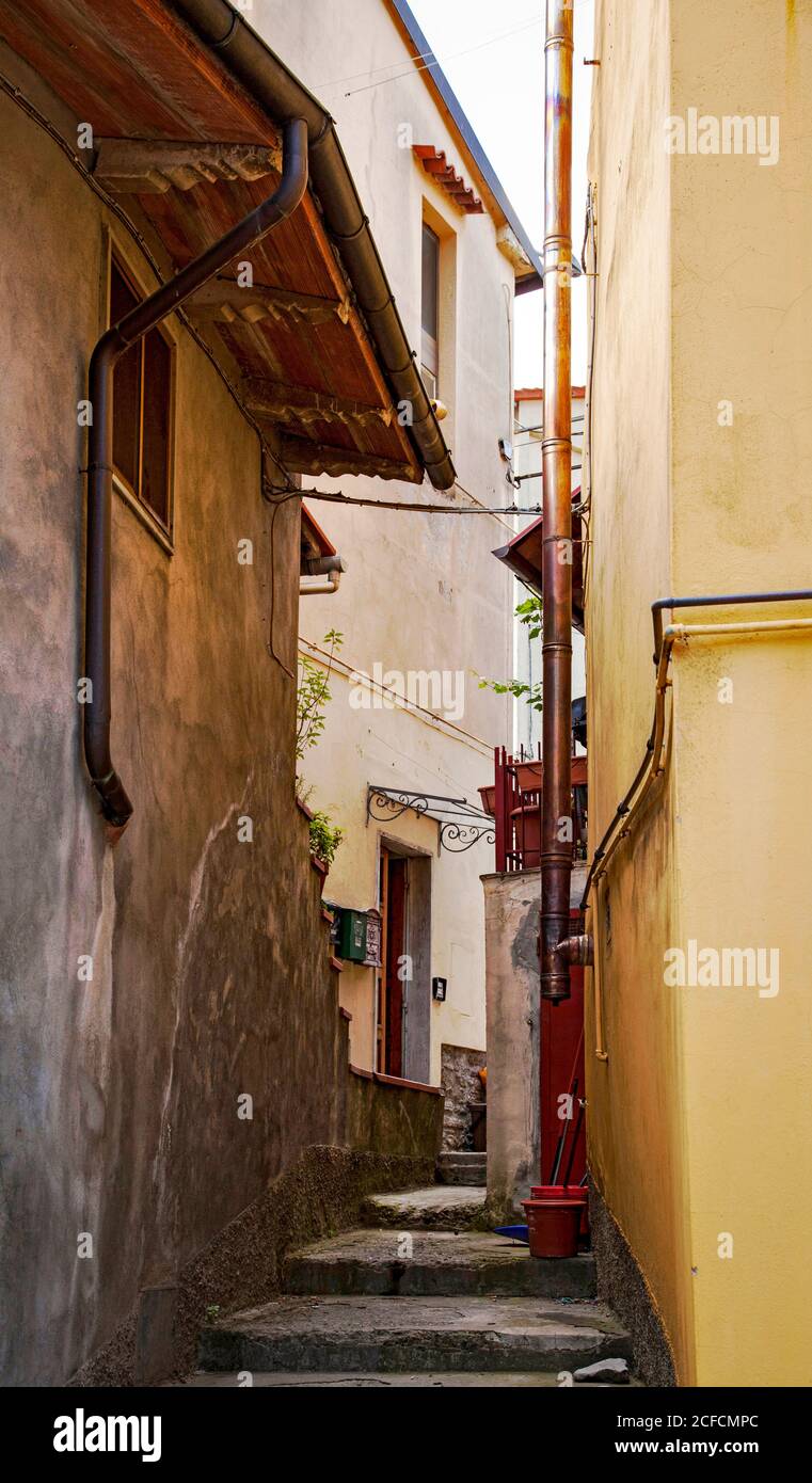 House, alley, Pisa, Tuscany, Italy Stock Photo - Alamy