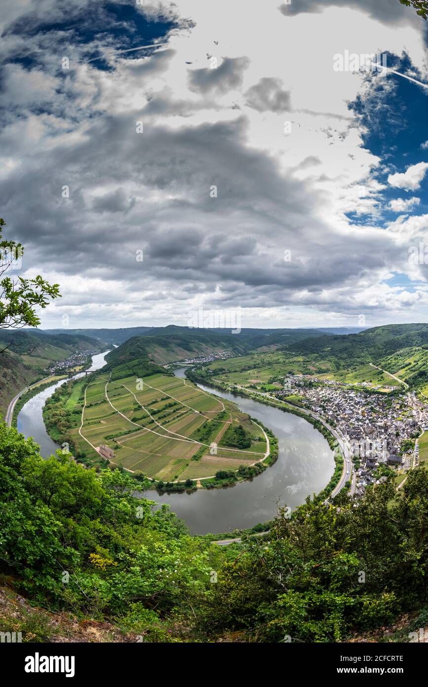 Zell am mosel hi-res stock photography and images - Alamy