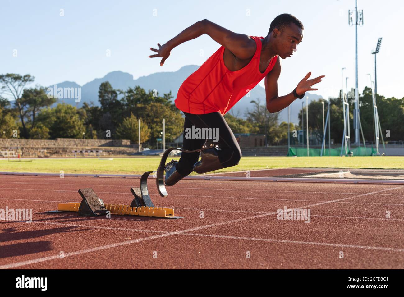 Athlete running track legs hi-res stock photography and images - Alamy