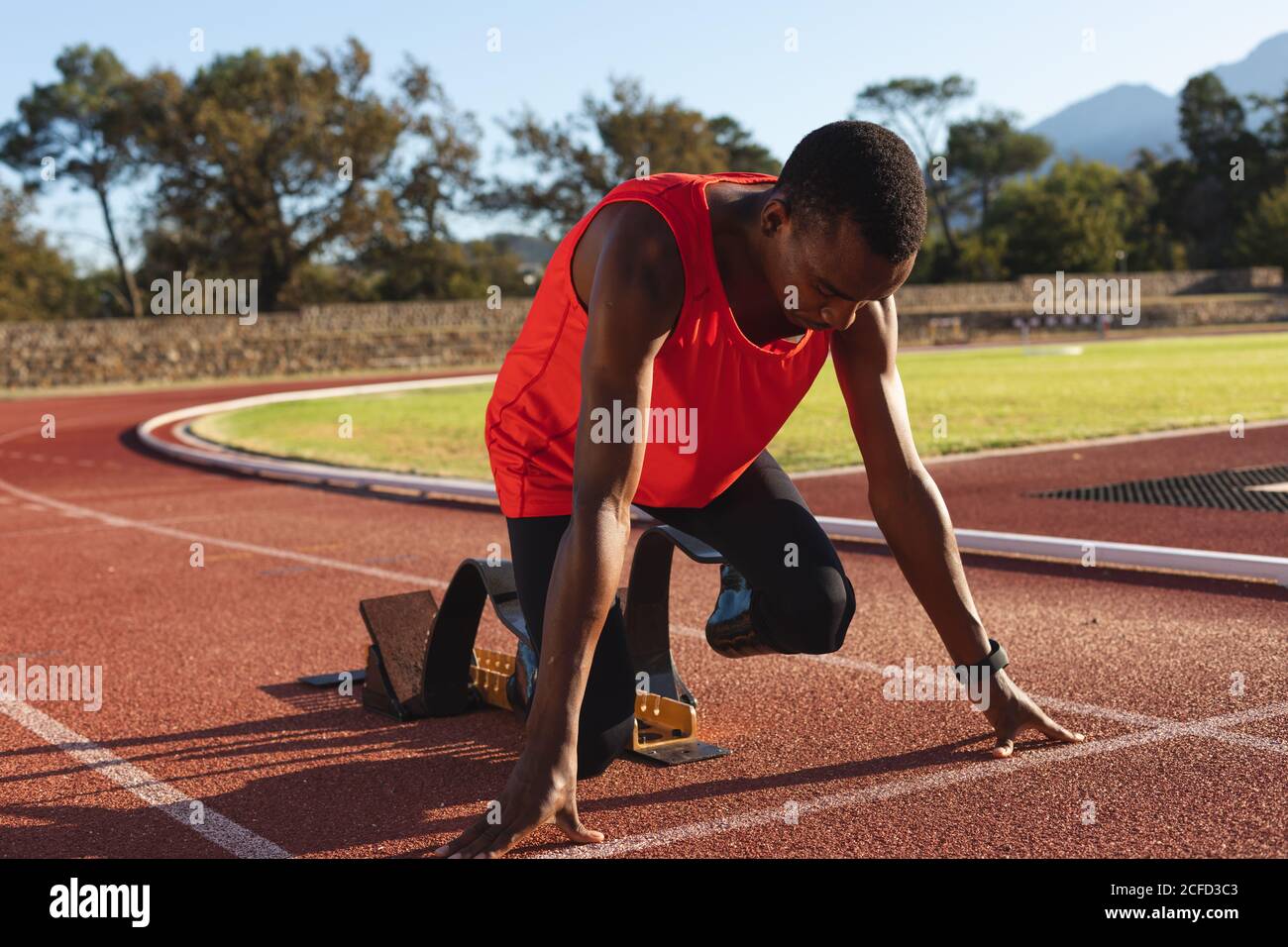 Boy starting block race track hi-res stock photography and images - Alamy