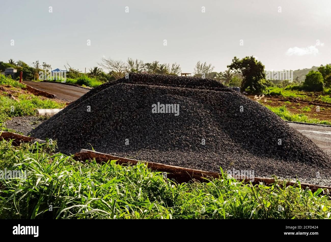 Green aggregate hi-res stock photography and images - Alamy