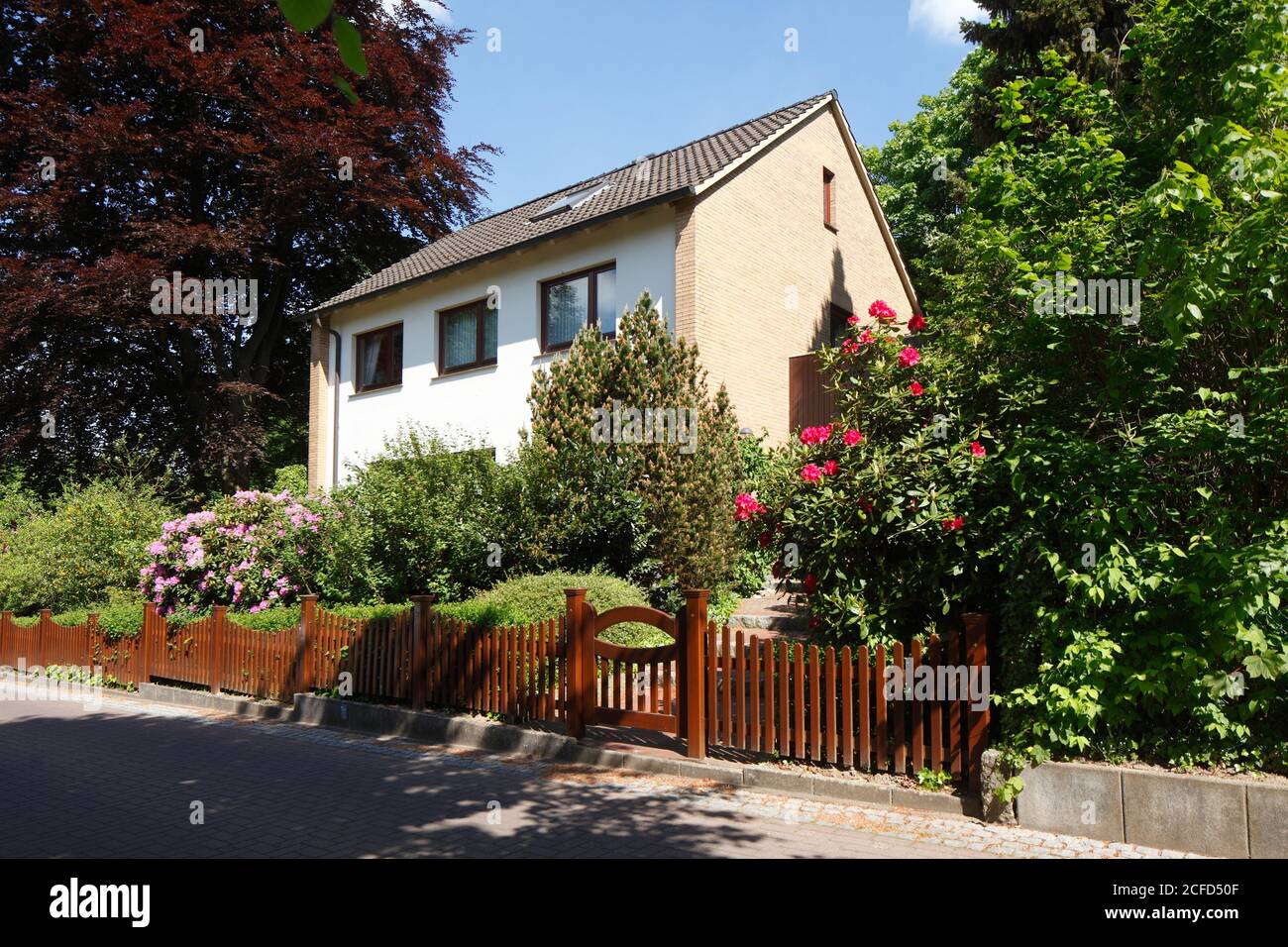 Family possesion hi-res stock photography and images - Alamy