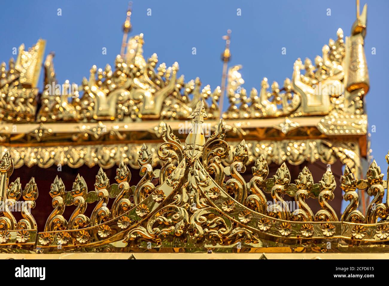 Structure of the temple hi-res stock photography and images - Alamy