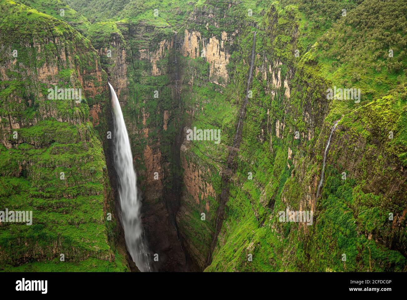 Jinbar waterfall hi-res stock photography and images - Alamy