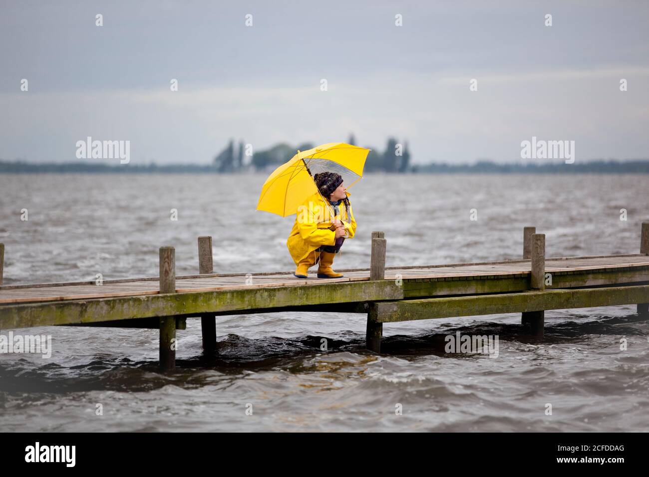 Crouches hi-res stock photography and images - Alamy