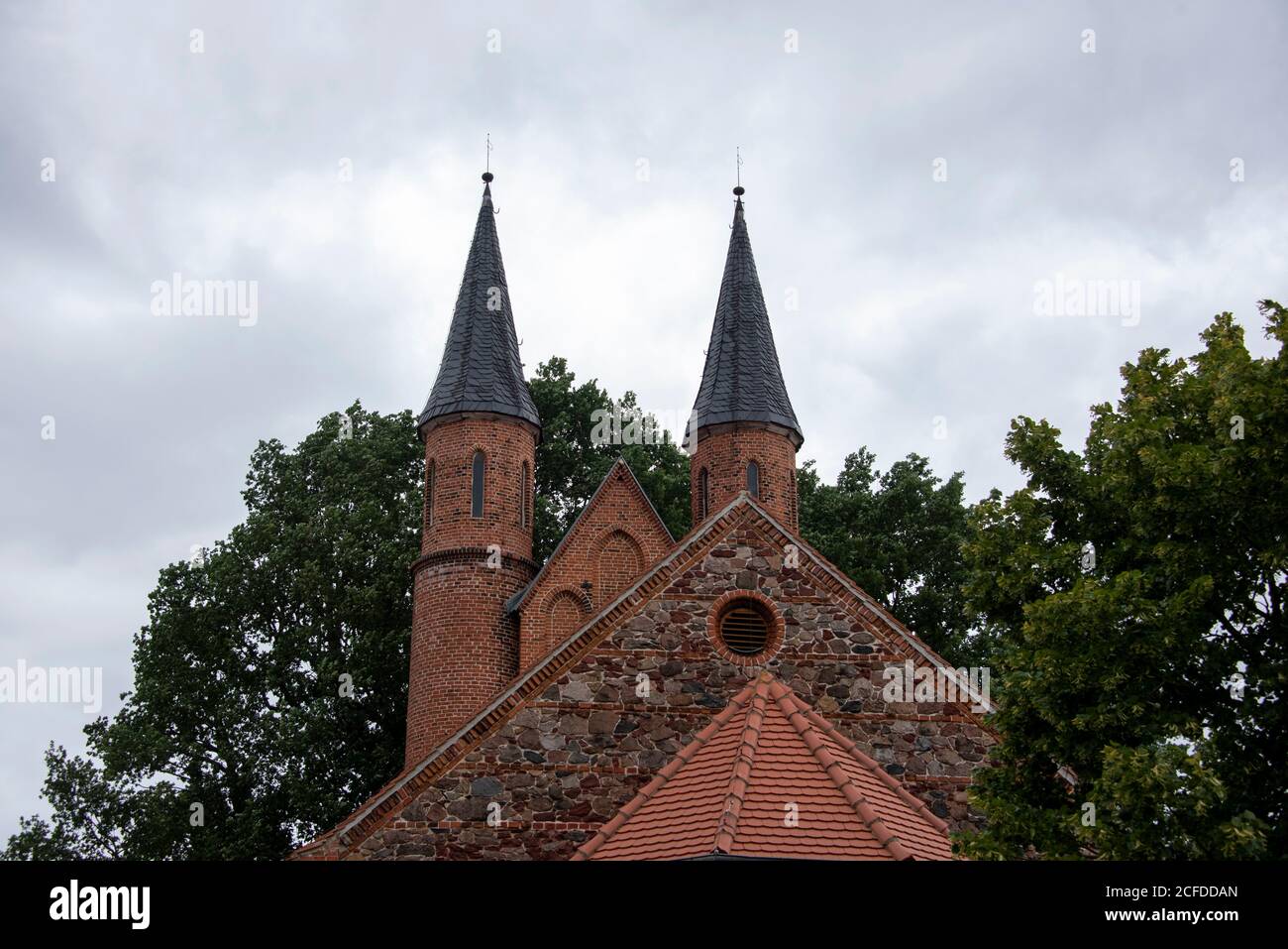 Neo gothic structure hi-res stock photography and images - Alamy