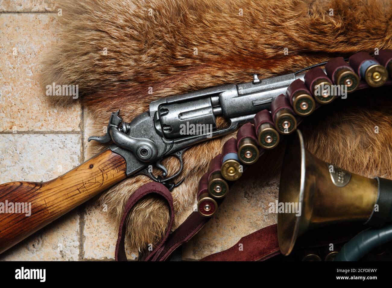 Vintage hunting supplies hi-res stock photography and images - Alamy