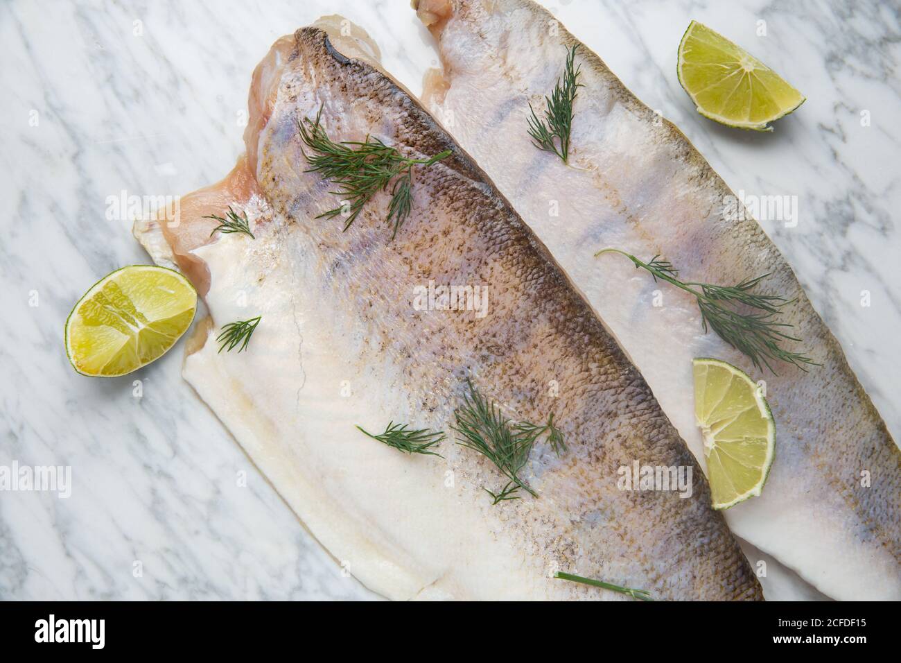 Headless fish hi-res stock photography and images - Alamy