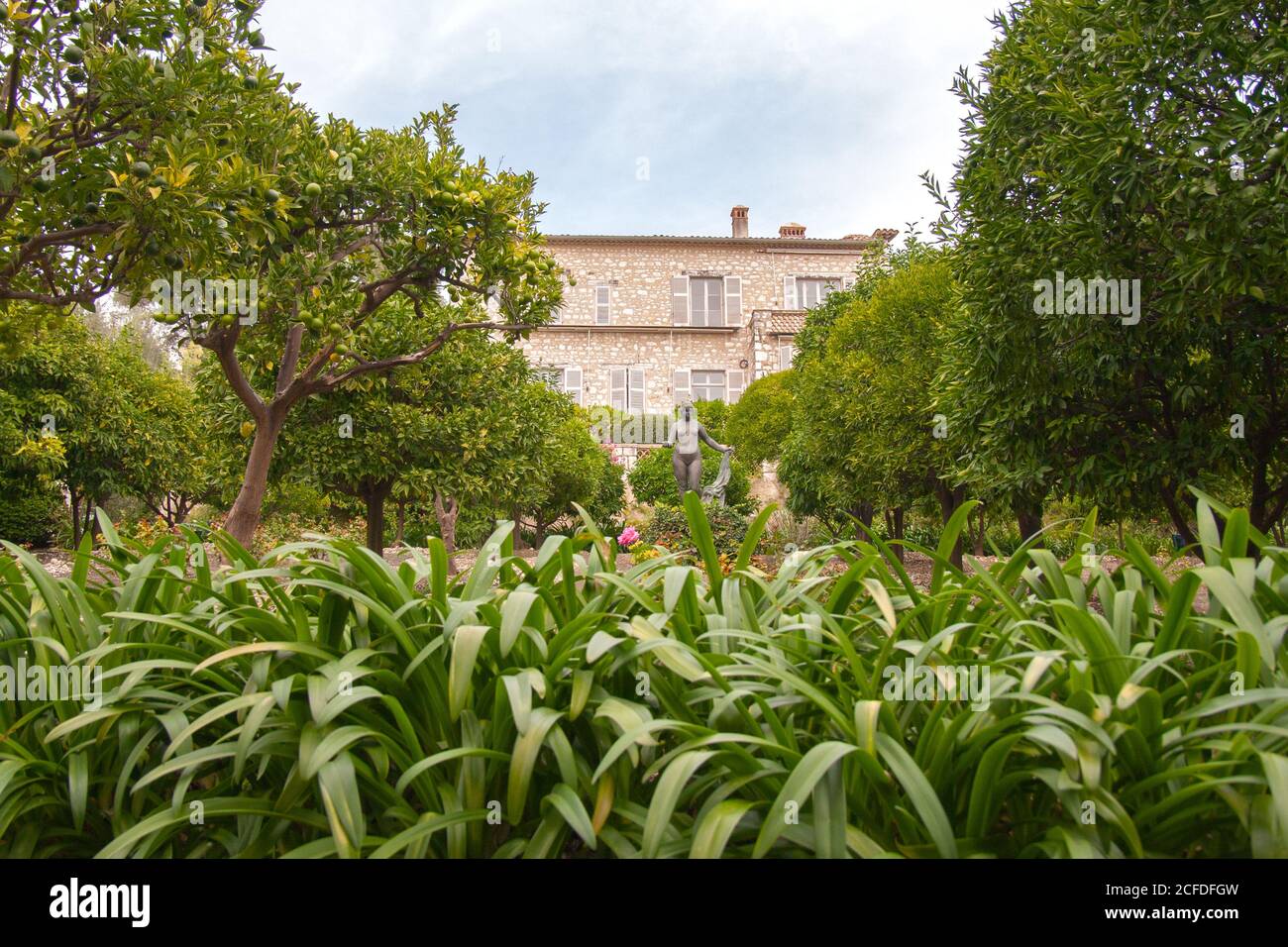 The Renoir Museum on the estate in Les Collettes. In the garden among ...