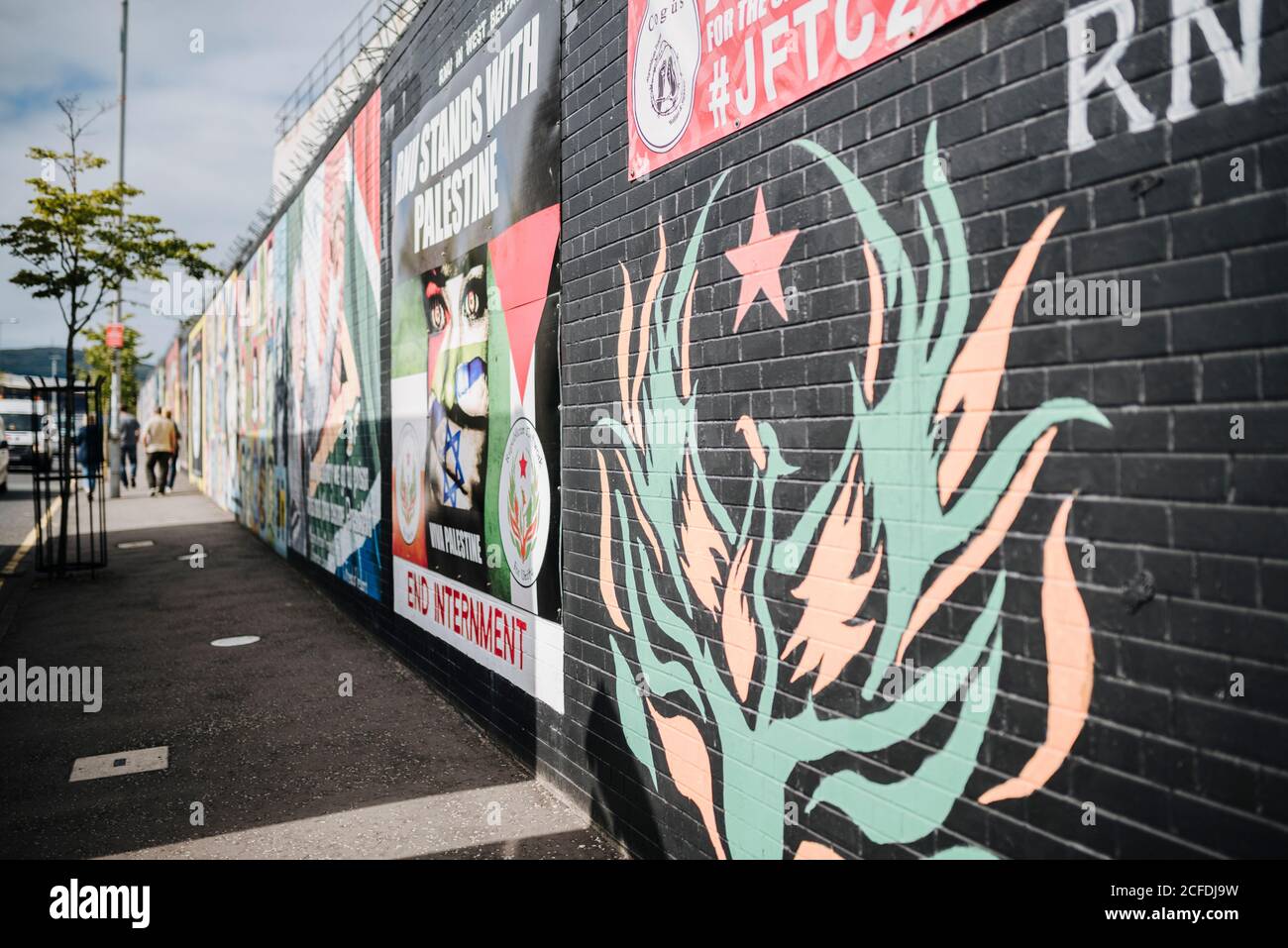 Belfast Street Art High Resolution Stock Photography and Images - Alamy