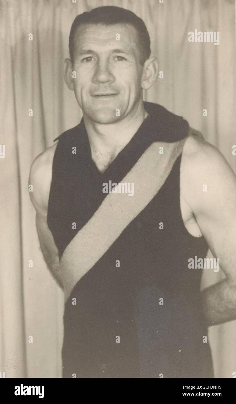 Footballer paper hi-res stock photography and images - Alamy