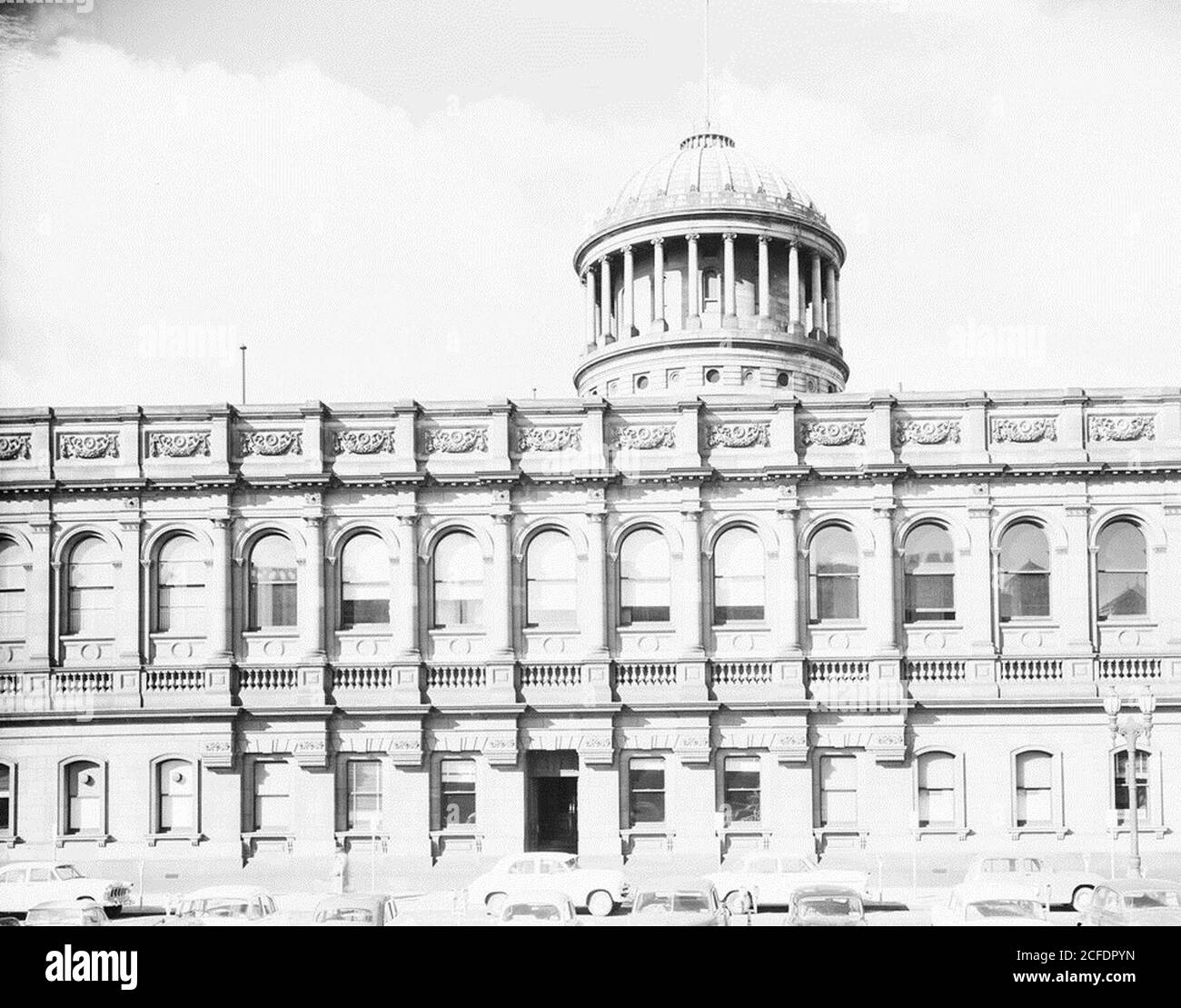 Melbourne supreme court hi-res stock photography and images - Alamy