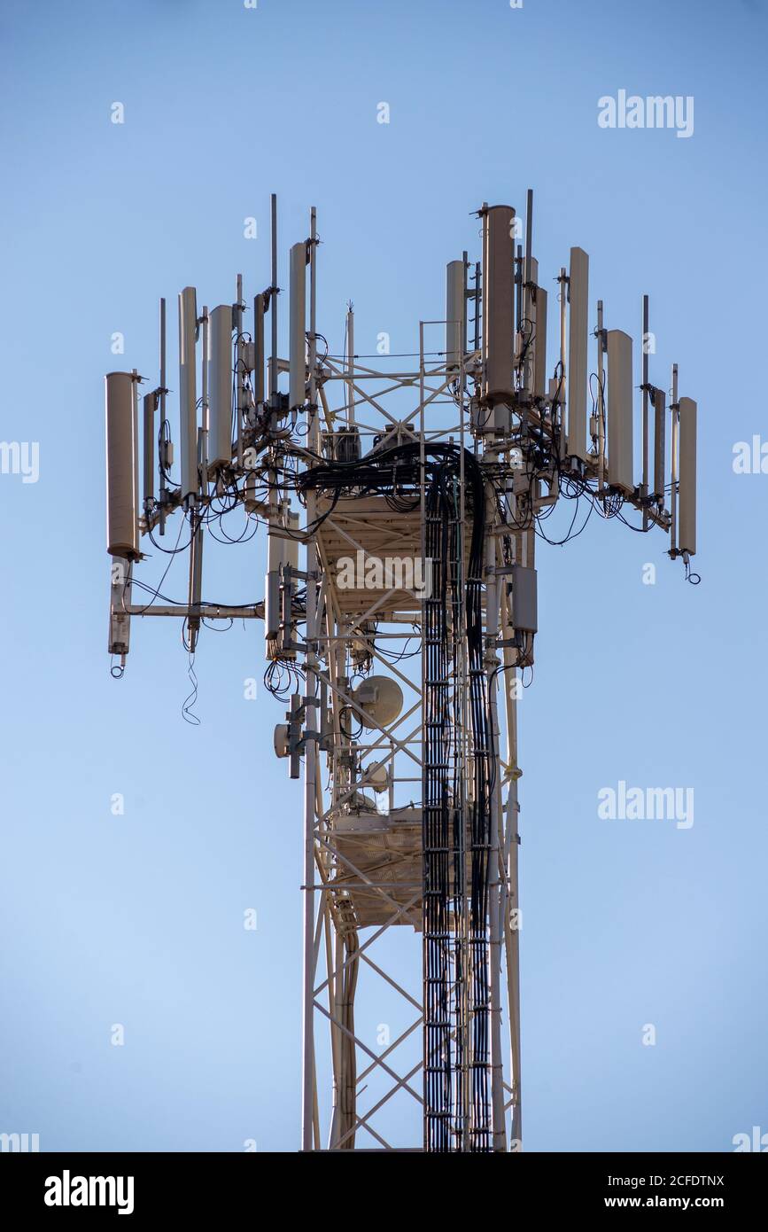 Microwave Repeater Station High Resolution Stock Photography and Images - Alamy