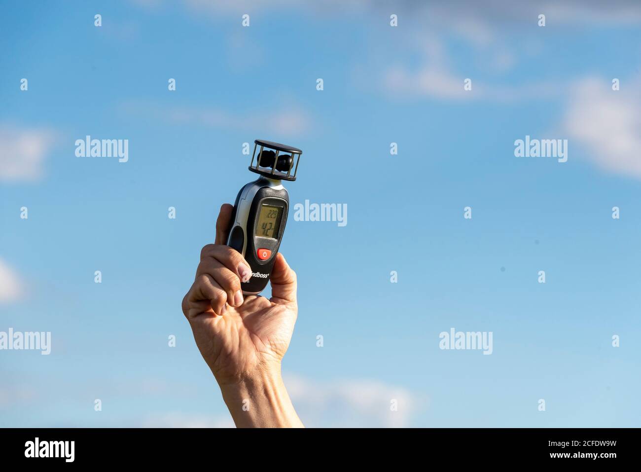 Anemometer spinning hi-res stock photography and images - Alamy