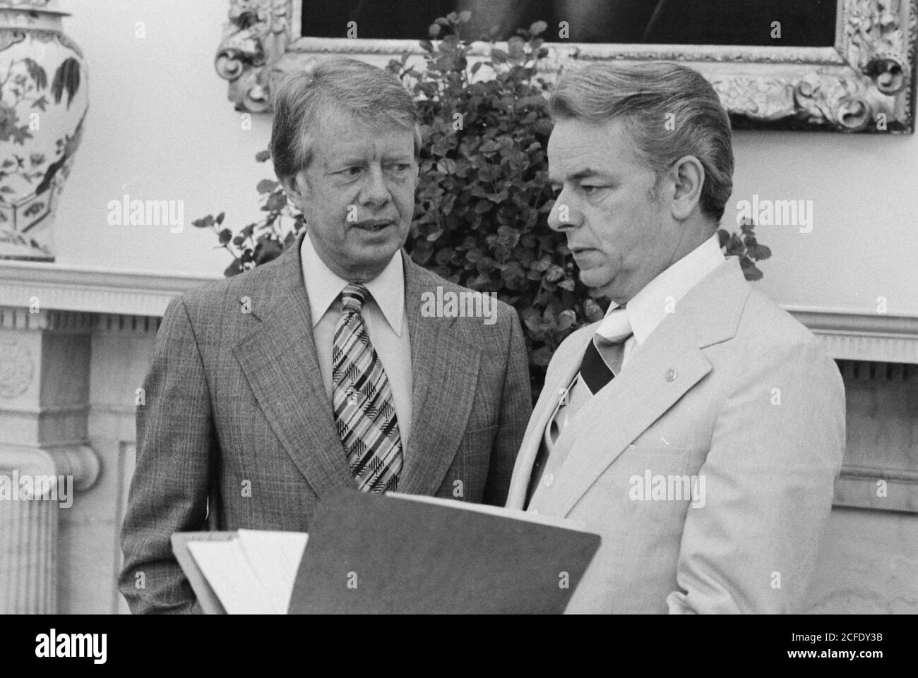1977 robert byrd Black and White Stock Photos & Images - Alamy