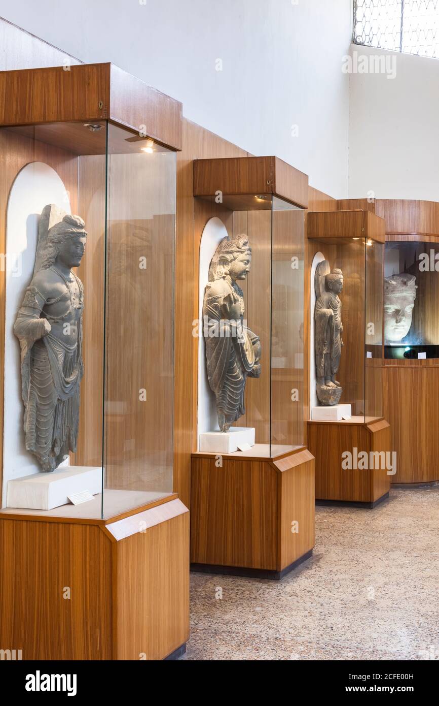 Ancient Gandhara Buddhism statues, stone carving, Gallery of Gandhara ...