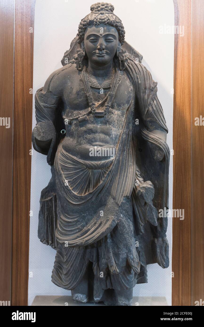 Ancient Gandhara Bodhisattva statue, stone carving, Gallery of Gandhara ...