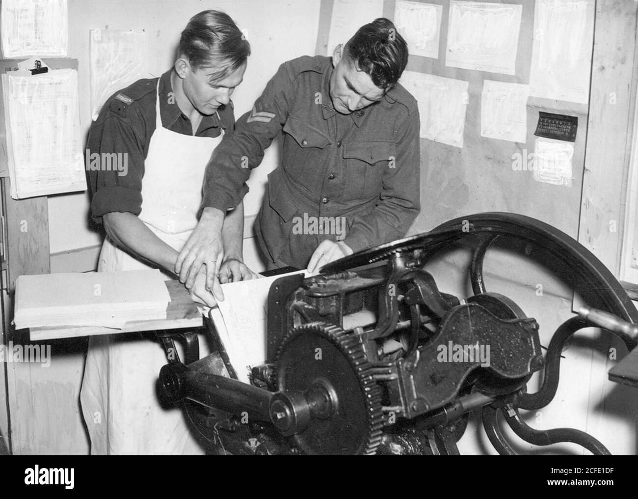 Hand printing press hi-res stock photography and images - Alamy