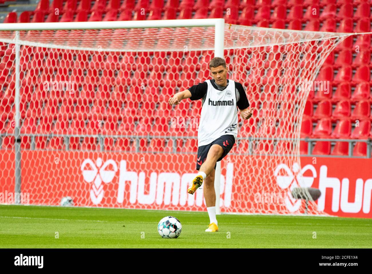 Robert skov danish national team hi-res stock photography and images ...