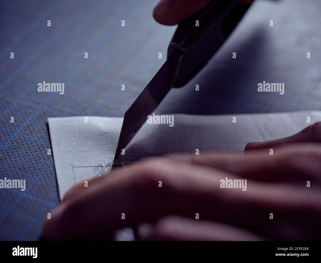 Bindery worker hi-res stock photography and images - Alamy