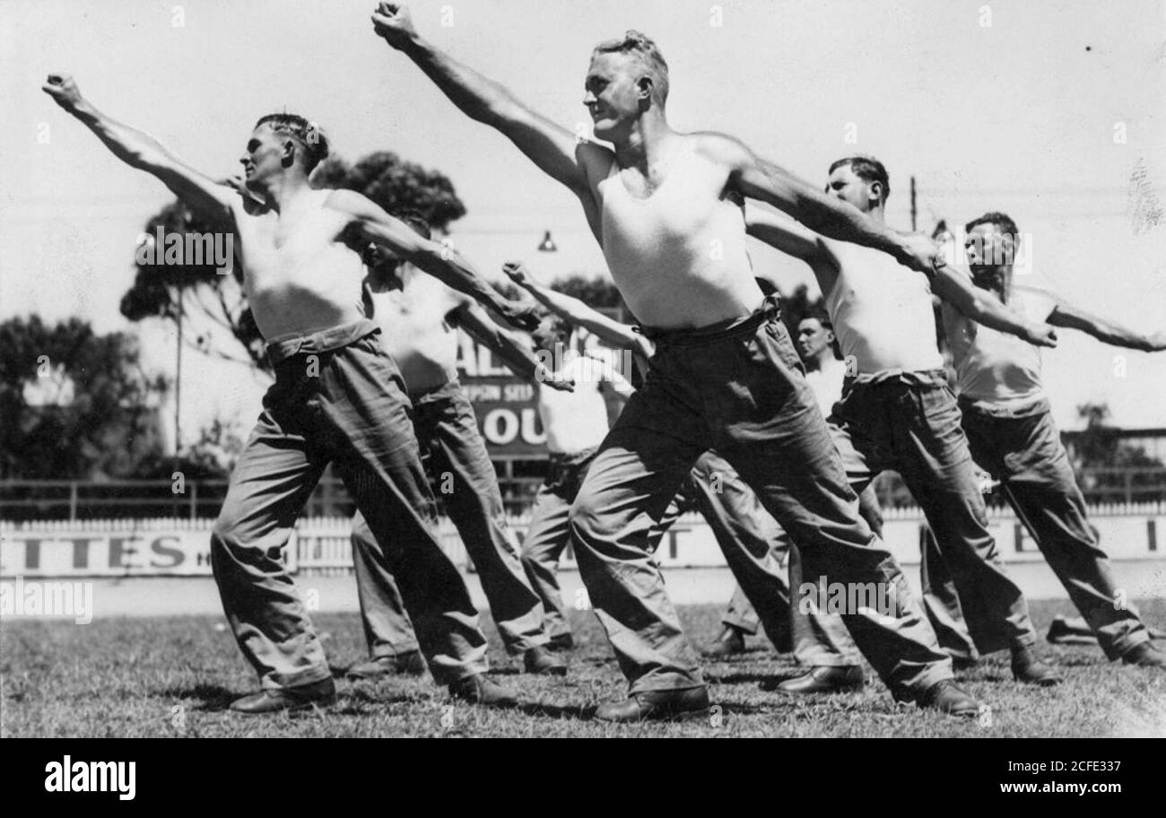 Australian army training Black and White Stock Photos & Images - Alamy