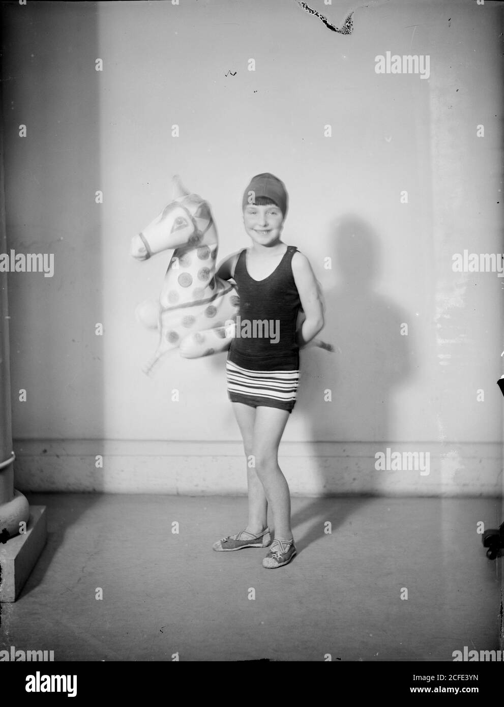 Retro Bathing Cap High Resolution Stock Photography and Images - Alamy