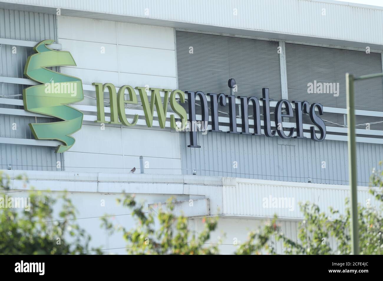 Signage newsprinters printing works broxbourne hi-res stock photography ...