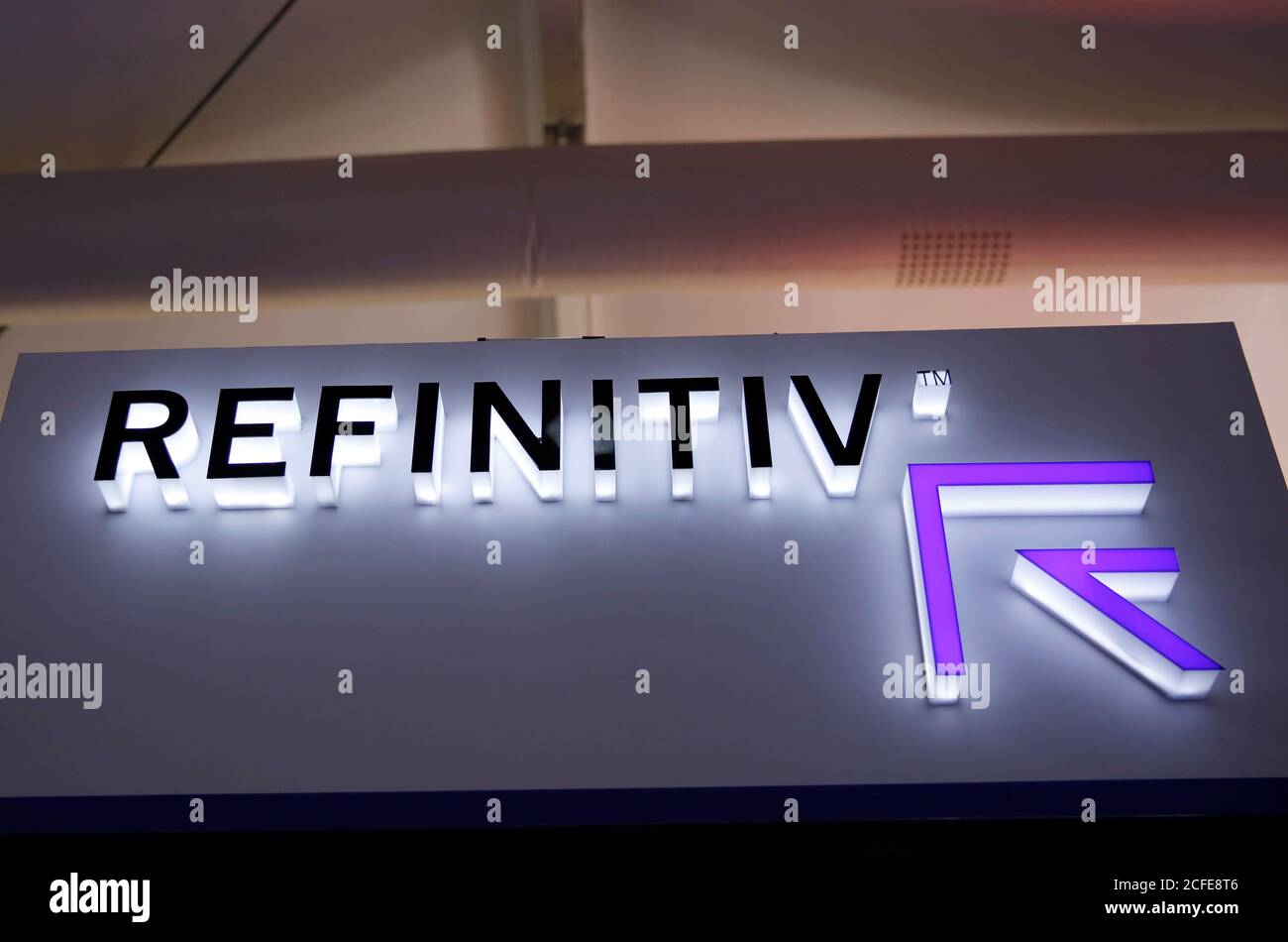 Logo refinitiv hi-res stock photography and images - Alamy