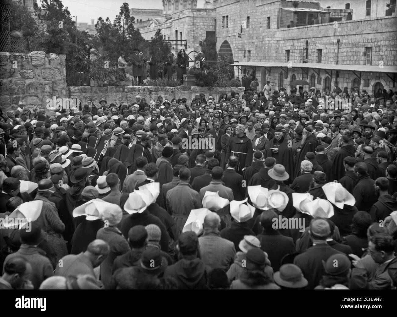 First station of the cross hi-res stock photography and images - Alamy