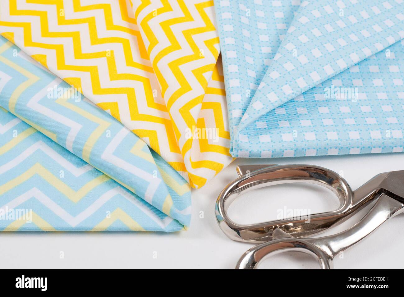 Dressmaking or tailoring scissors on cotton fabric Stock Photo - Alamy