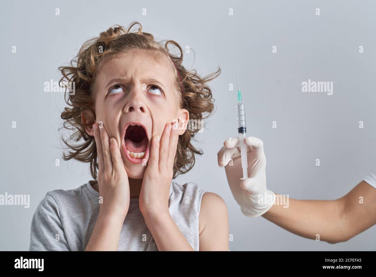Patient screaming face hospital hi-res stock photography and images - Alamy